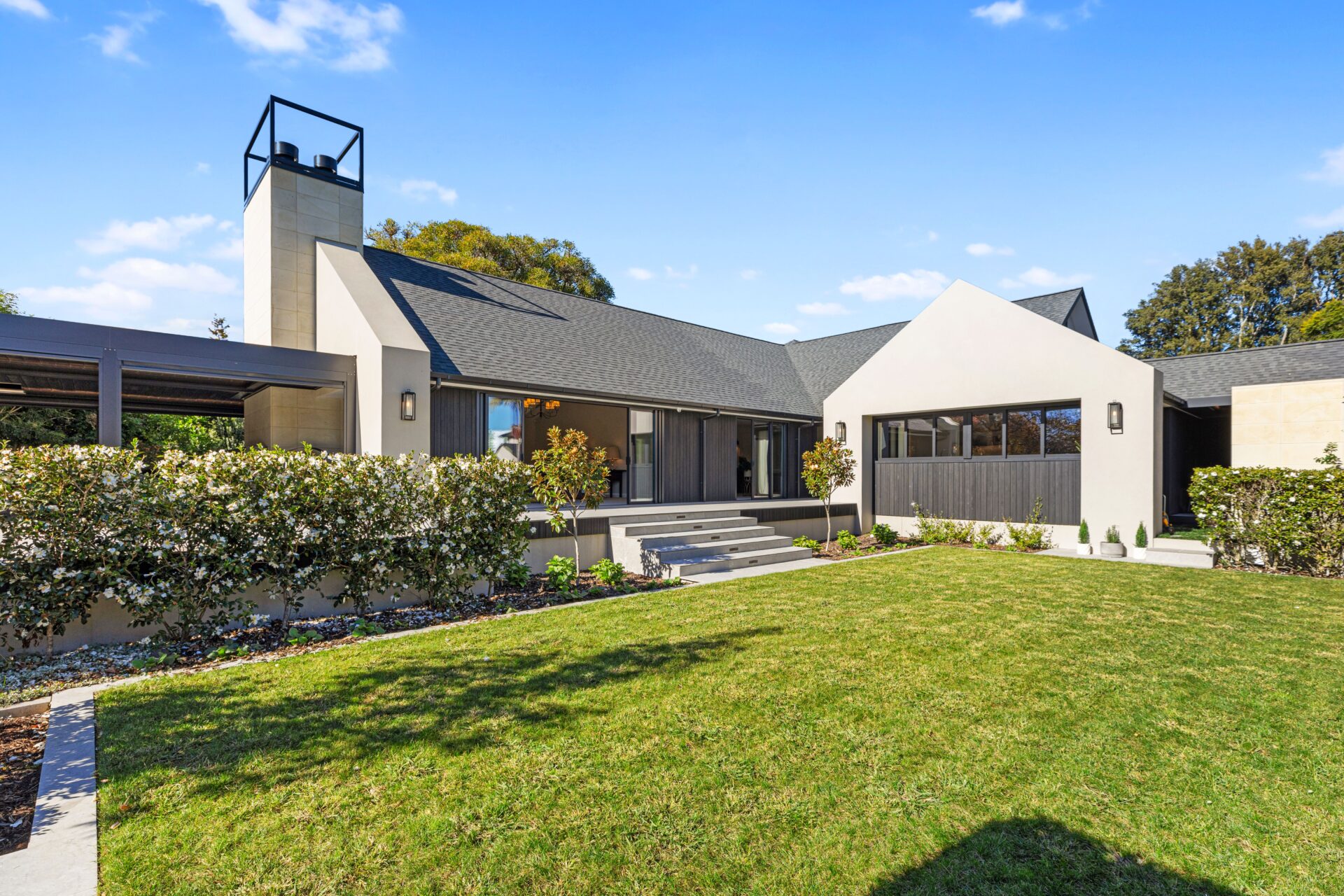 NZWindows New Project | Make an Entrance, Tauranga